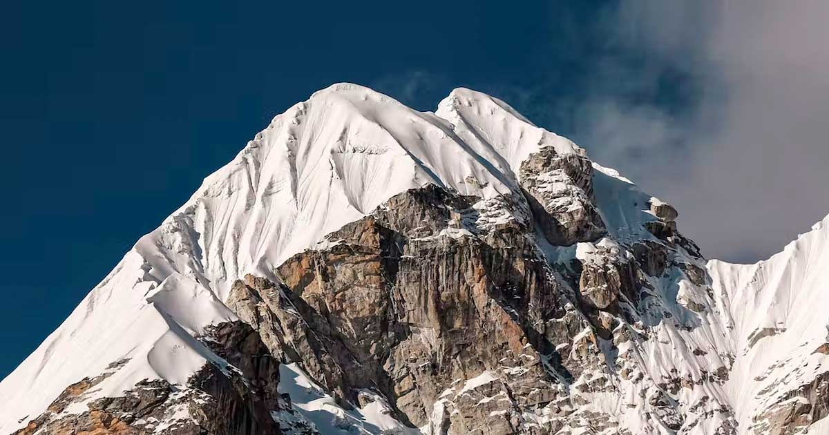 Lobuche to Lobuche Peak Climbing - 3 Days